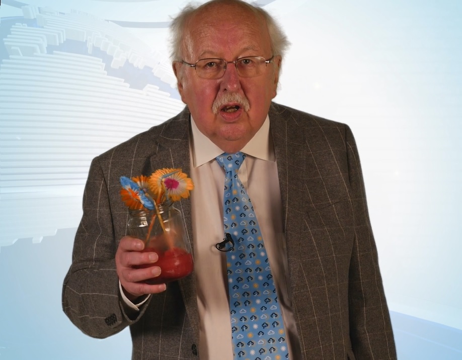 The Top Trends For 2016 – with Michael Fish | Famous Campaigns