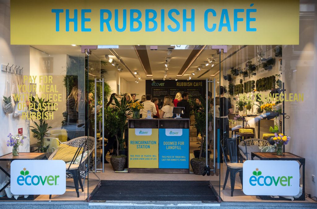 Customers pay for food with plastic at London’s Rubbish Cafe | Famous ...