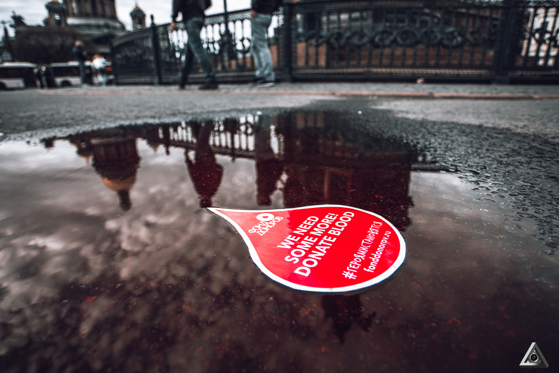 These bloody puddles are sending an important message to Russians ...