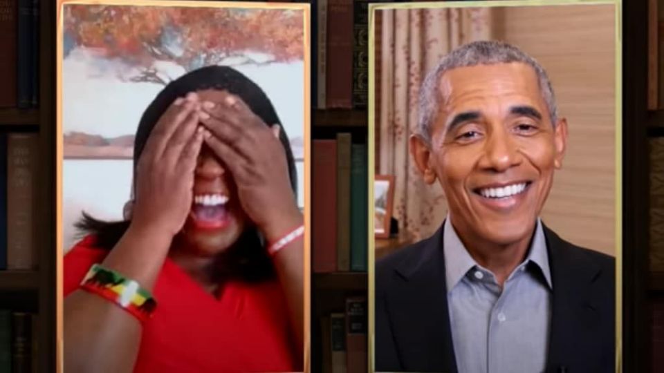 Obama surprises fan with a live reading of his latest book | Famous ...