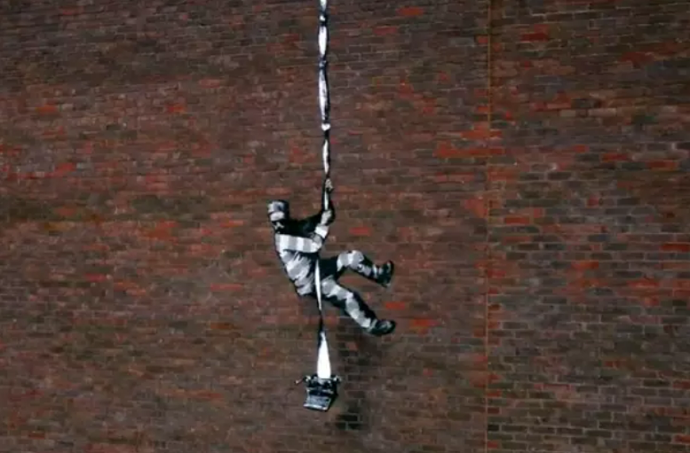 Art Attack: Banksy raising £10 million in bid to save The Reading ...