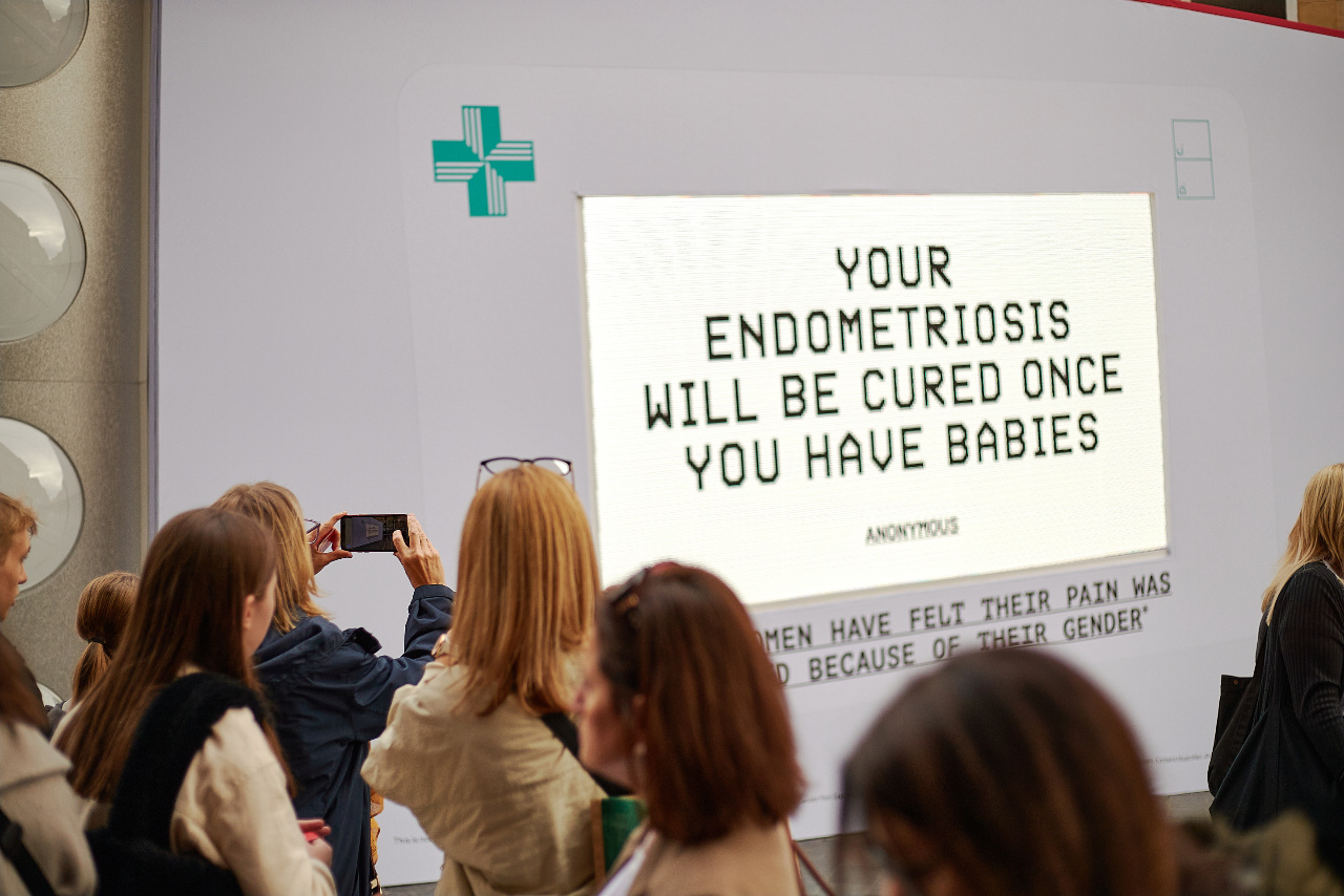 Giant Nurofen packet confronts the gender pain gap | Famous Campaigns