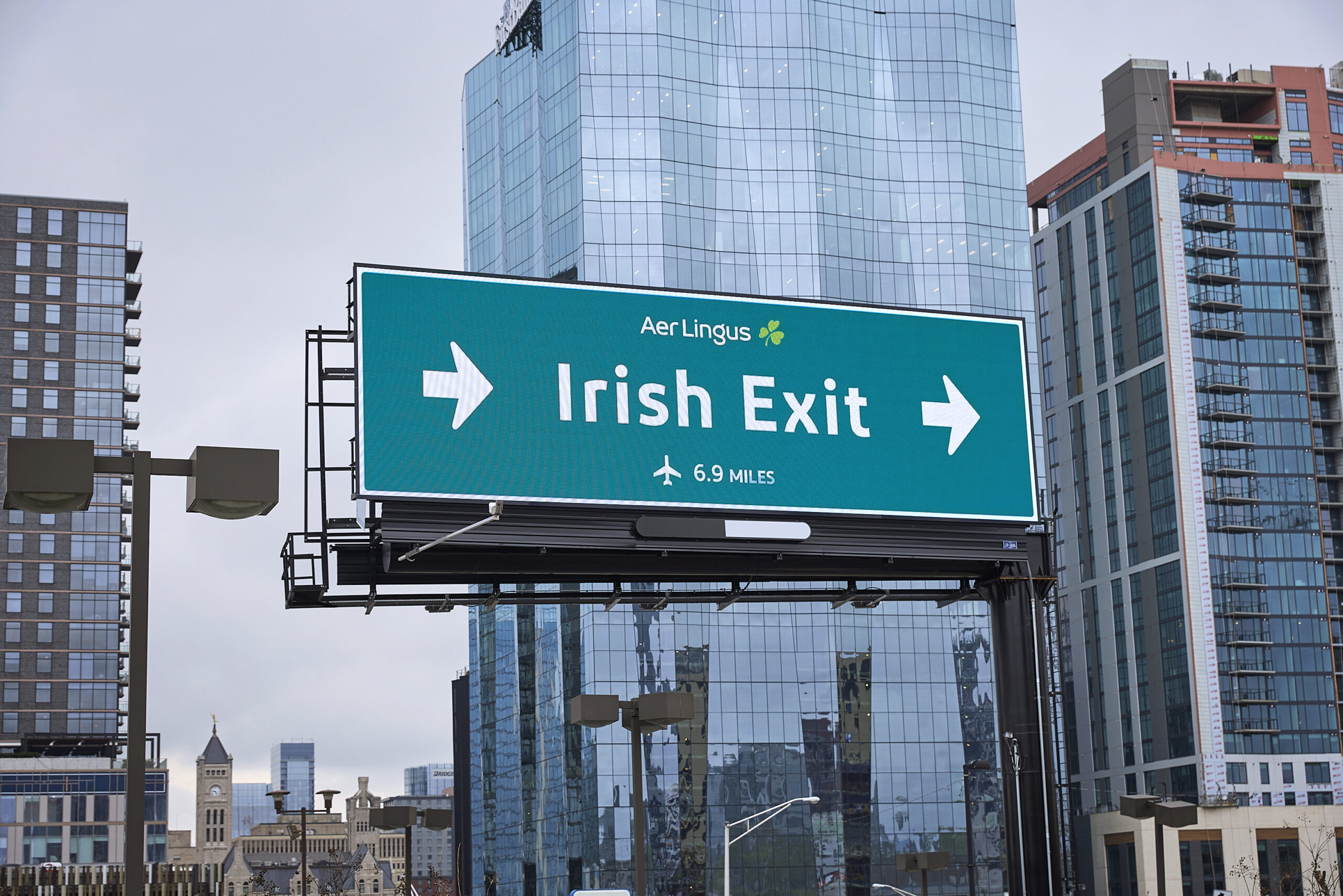 Aer Lingus launches ‘Irish Exit’ campaign in Nashville | Famous Campaigns