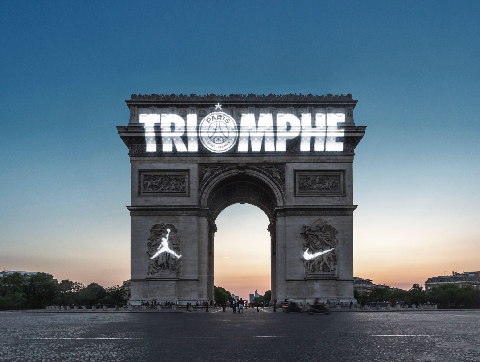 Nike celebrate PSG victory with Arc De Triomphe projection | Famous ...