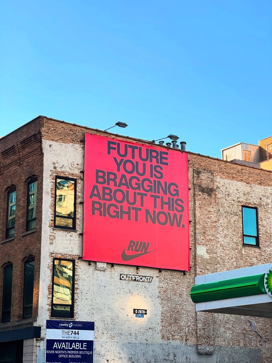 Nike hits stride with Chicago Marathon campaign that speaks fluent ...